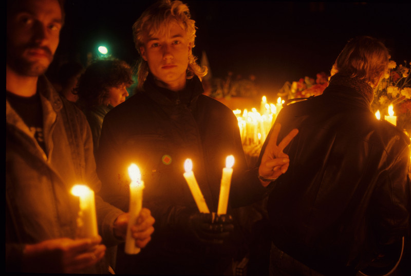 Peter Turnley - 20th Anniversary: The Fall of the Iron Curtain ...